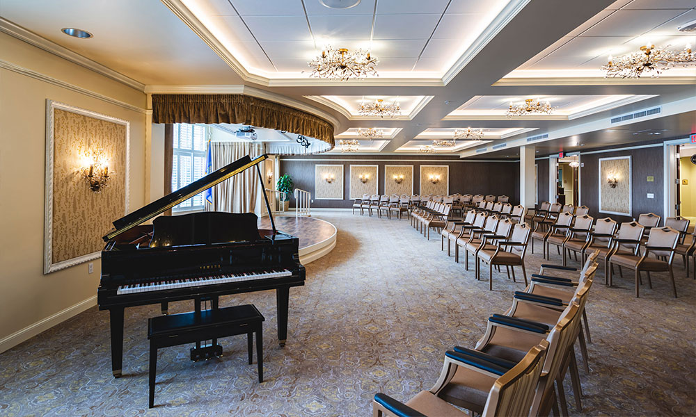 Photo Gallery | Legends on Lake Lorraine | Senior Living Community