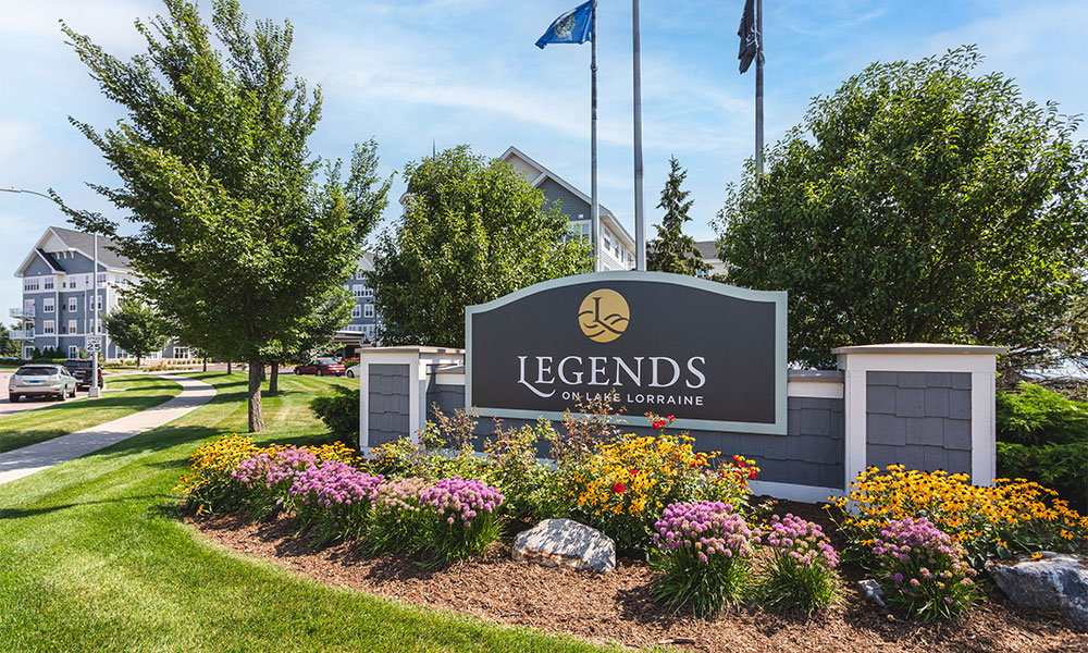 Photo Gallery | Legends on Lake Lorraine | Senior Living Community