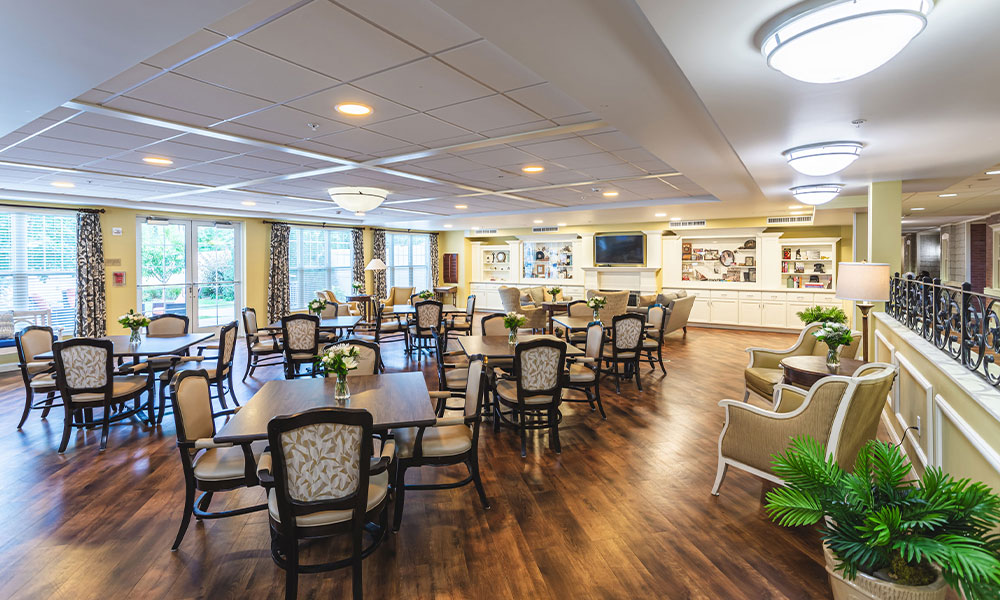 Photo Gallery | Legends on Lake Lorraine | Senior Living Community